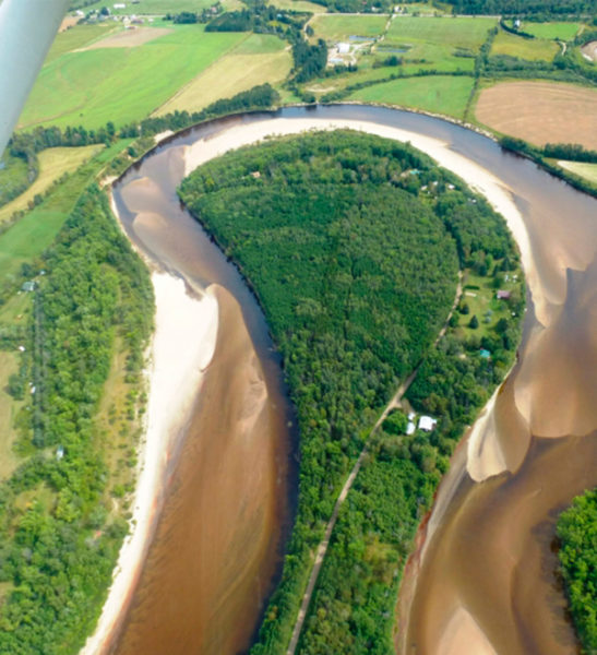 Canot, kayak et SUP sur la rivière rouge - Mont-Tremblant