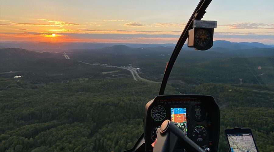 Helicopter - Summit Flight - The Tremblant Activity Centre